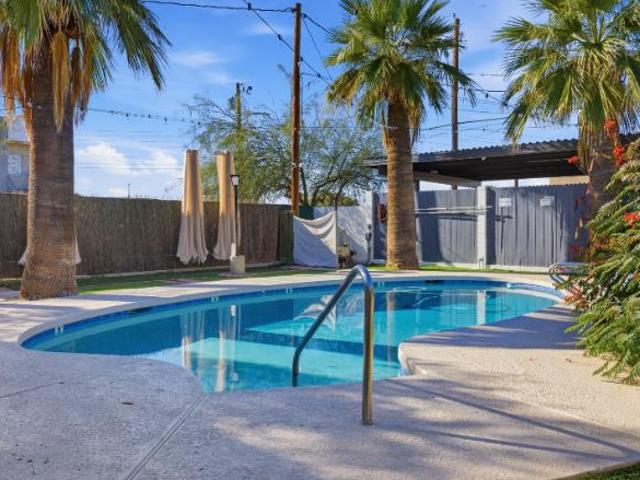 2 Br, 1 bath, Condo 4235 N 13th Place