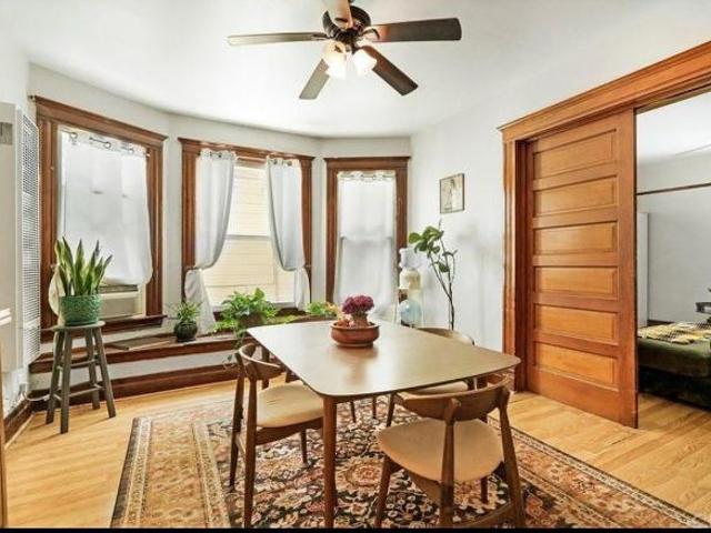 2 Br, 1 bath, Condo 4261 9th St