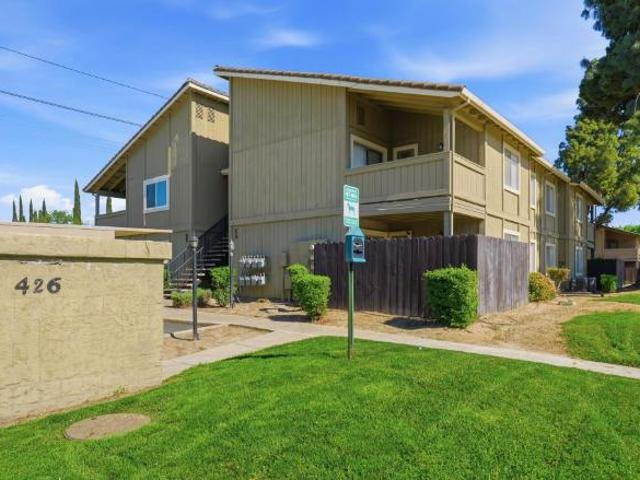 2 Br, 1 bath, Condo 426 Cherry Ln