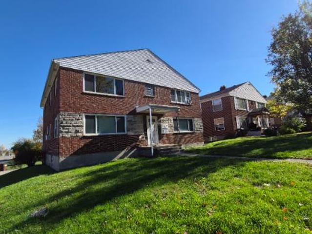 2 Br, 1 bath, Condo 4286 Catalpa