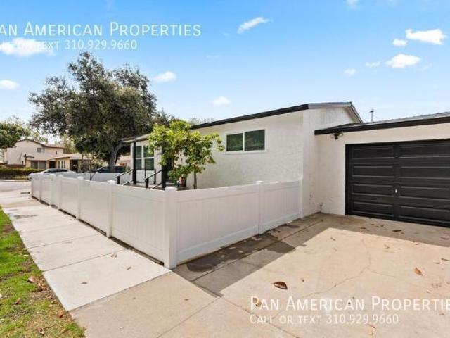 2 Br, 1 bath, Condo 4332 Andy St