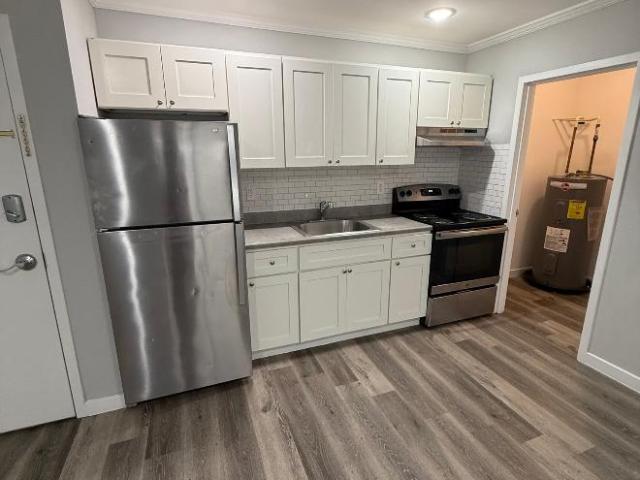 2 Br, 1 bath, Condo 47 12th Ave