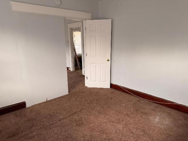 2 Br, 1 bath, Condo 4422 Bridgeview Ave