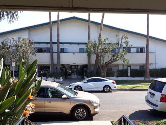 2 Br, 1 bath, Condo 4450 Murietta Ave