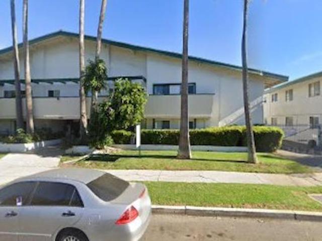 2 Br, 1 bath, Condo 4450 Murietta Ave