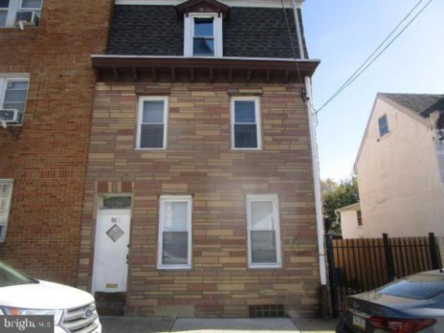 2 Br, 1 bath, Condo 4465 Leiper St
