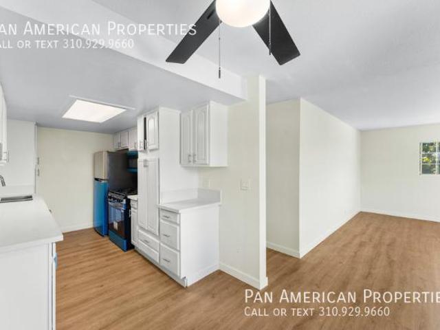 2 Br, 1 bath, Condo 4484 La Deney St