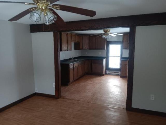 2 Br, 1 bath, Condo 4489 Sandy Lake Rd
