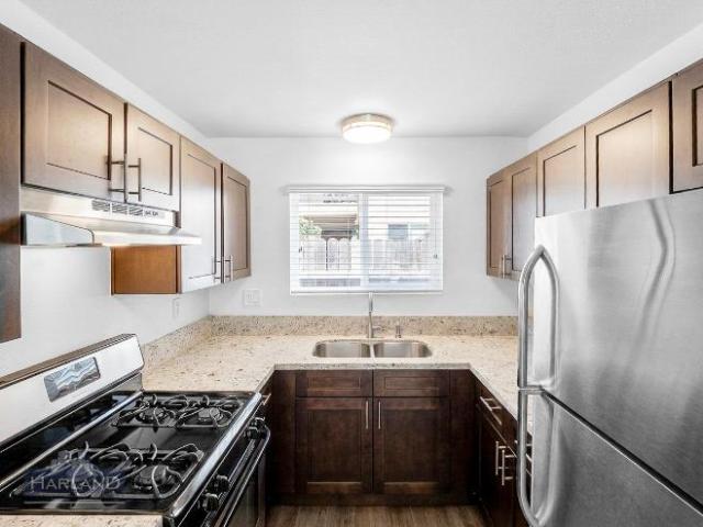 2 Br, 1 bath, Condo 4515 Bancroft Street