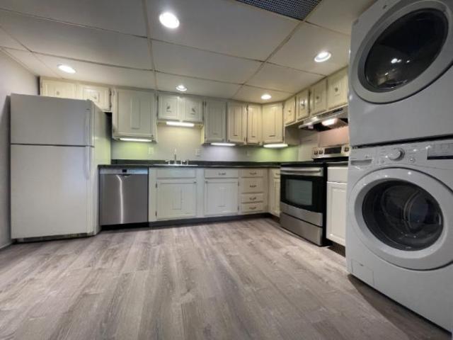 2 Br, 1 bath, Condo 4511 Forest Lane