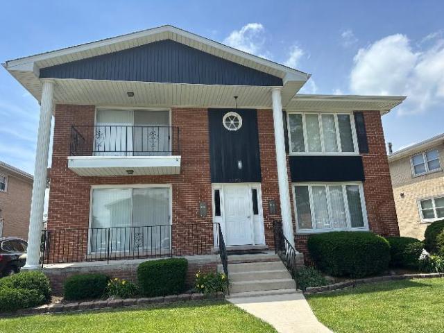 2 Br, 1 bath, Condo 4520 Elm Avenue