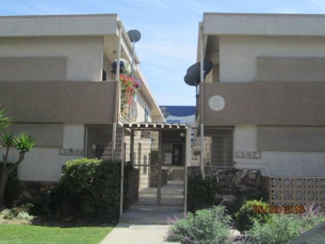 2 Br, 1 bath, Condo 4532 W 173rd Str Unit 4