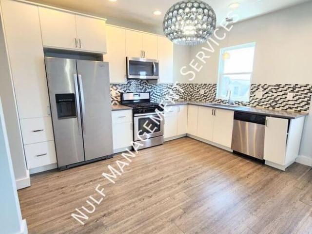 2 Br, 1 bath, Condo 4552 Penn Avenue