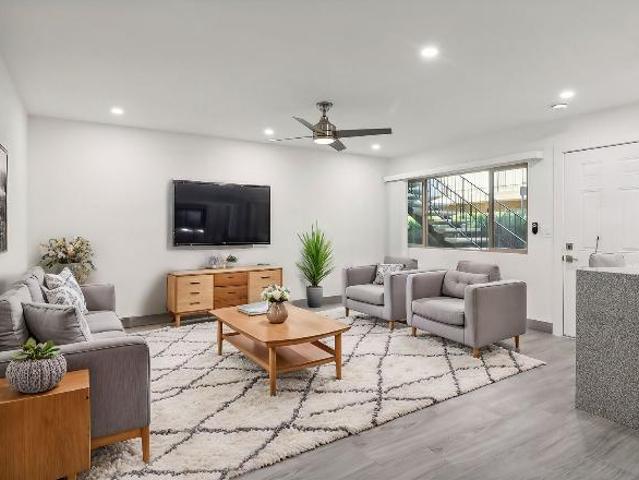 2 Br, 1 bath, Condo 458 Ballantyne Street