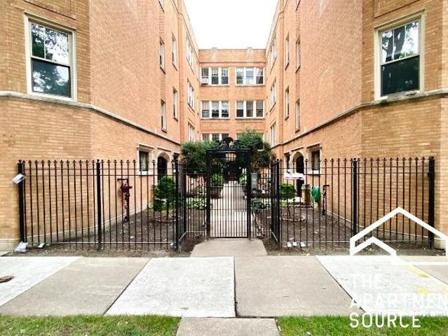 2 Br, 1 bath, Condo 4605 North Campbell Ave #1 Chicago Il 60625