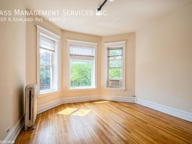 2 Br, 1 bath, Condo 4609 N Ashland Ave