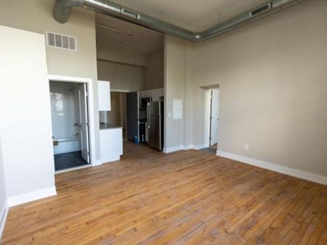 2 Br, 1 bath, Condo 4627 E Thompson