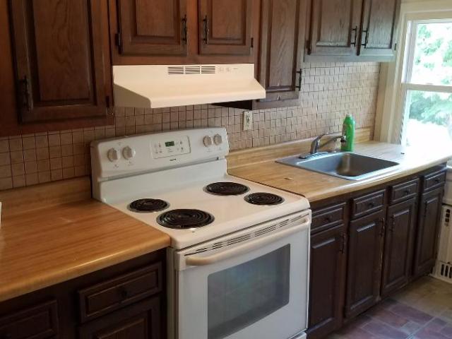2 Br, 1 bath, Condo 46 Parkview Ave