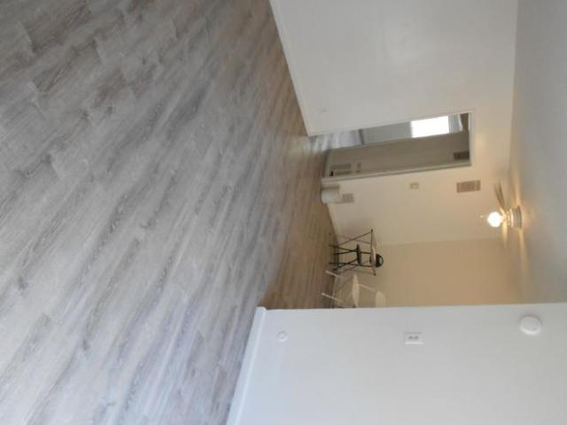 2 Br, 1 bath, Condo 4702 West 17 Th St