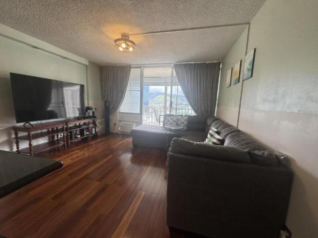 2 Br, 1 bath, Condo 475 Atkinson Drive
