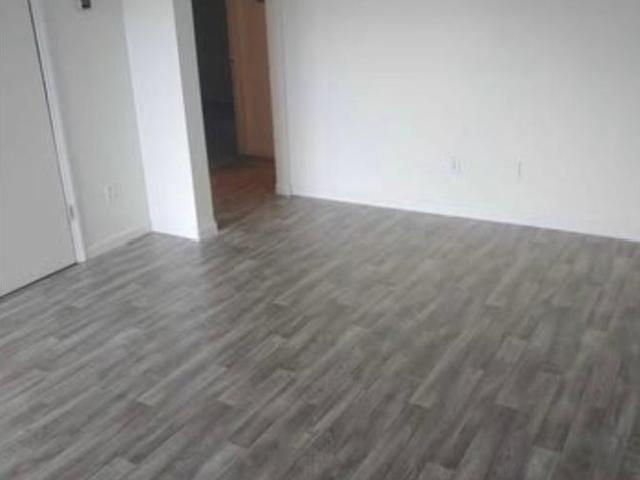 2 Br, 1 bath, Condo 477 Charlie Brown Rd