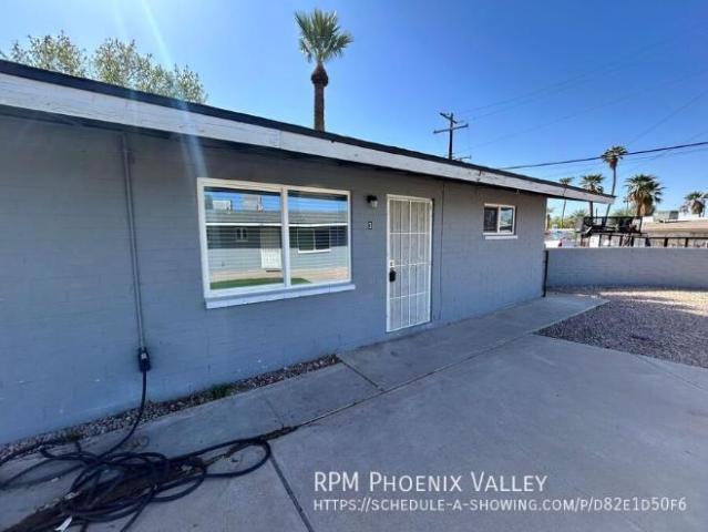 2 Br, 1 bath, Condo 4837 E Willetta St