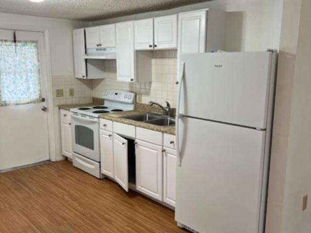 2 Br, 1 bath, Condo 4850 5th St