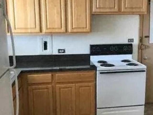 2 Br, 1 bath, Condo 4901 Crain St #2 Skokie Il 60077