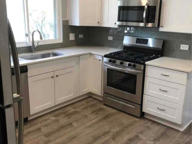 2 Br, 1 bath, Condo 4934 Prospect Ave