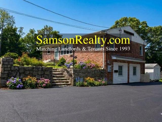 2 Br, 1 bath, Condo 497 Oaklawn Ave
