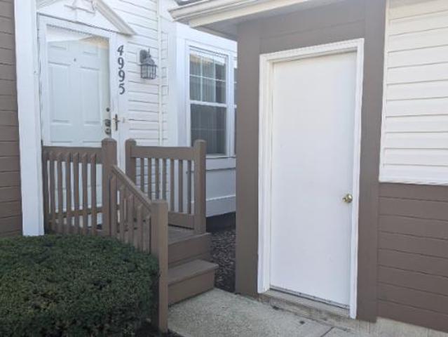 2 Br, 1 bath, Condo 4995 Stoneybrook Blvd