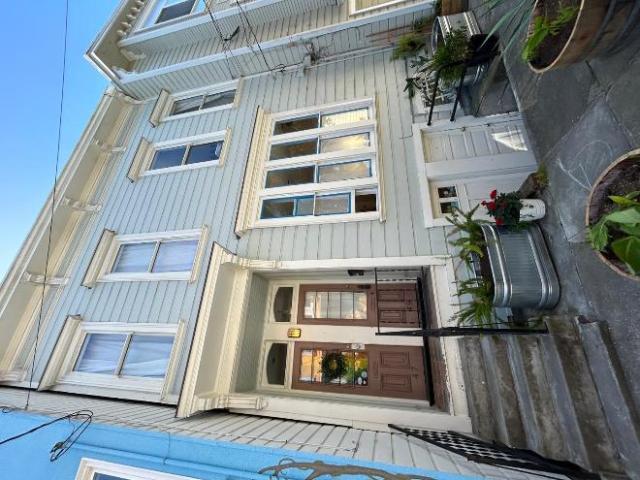 2 Br, 1 bath, Condo 49 Germania Street