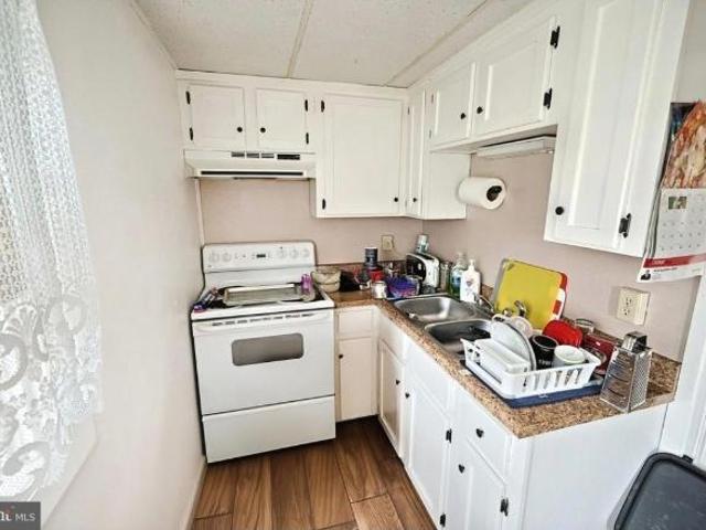 2 Br, 1 bath, Condo 4 Hanover St
