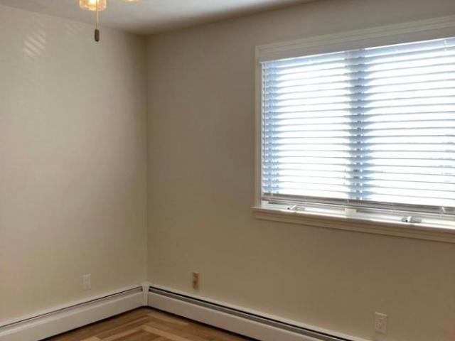 2 Br, 1 bath, Condo 4 Pleasant Ave