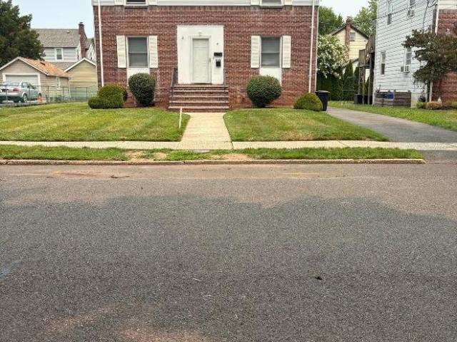 2 Br, 1 bath, Condo 4 Preston Ave