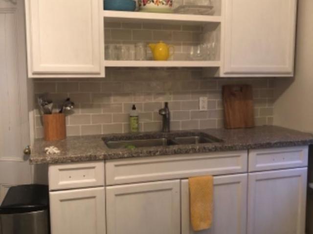 2 Br, 1 bath, Condo 4 Rice St