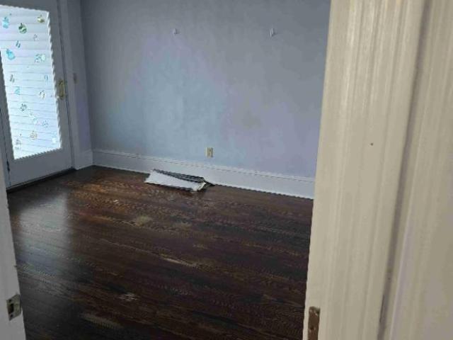 2 Br, 1 bath, Condo 4 Rodney St