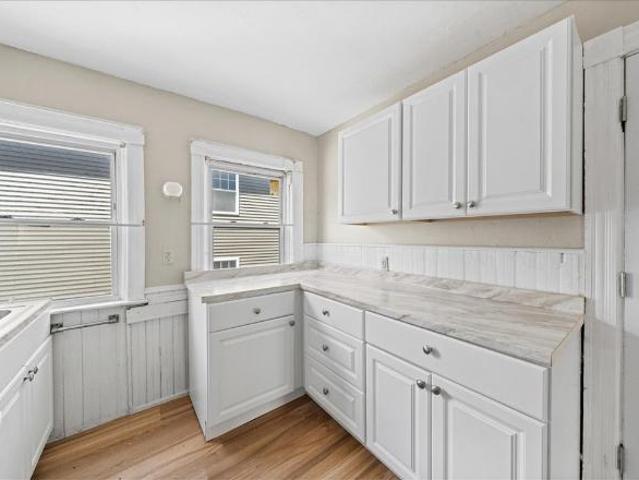 2 Br, 1 bath, Condo 53 Sterling Ave
