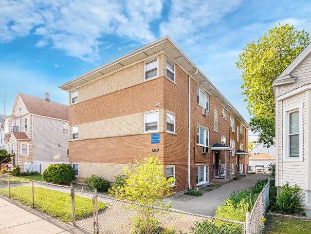 2 Br, 1 bath, Condo 5018 W 24th Pl