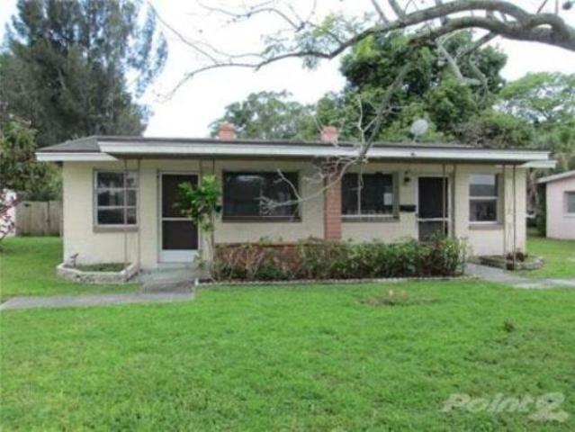 2 Br, 1 bath, Condo 5010 98th Ave N