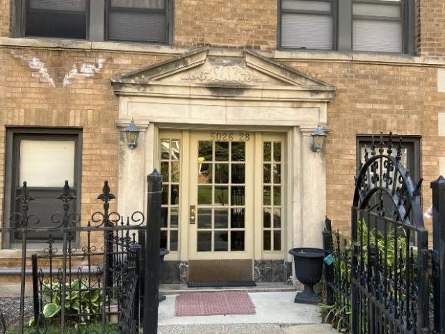 2 Br, 1 bath, Condo 5026 W Carmen Ave