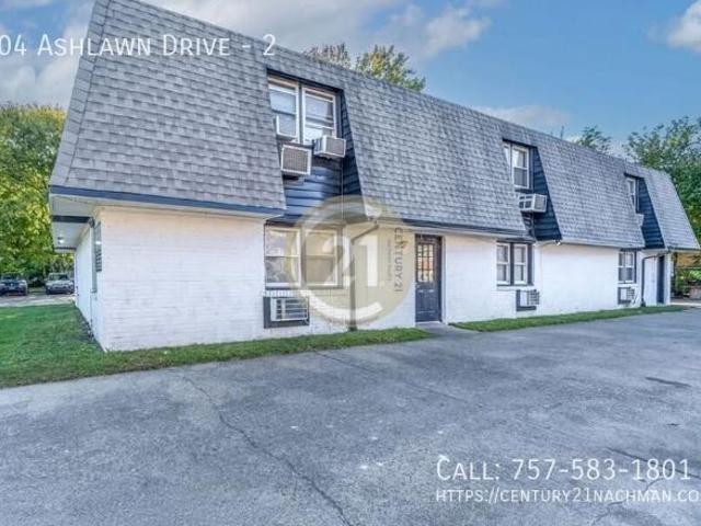 2 Br, 1 bath, Condo 504 Ashlawn Drive