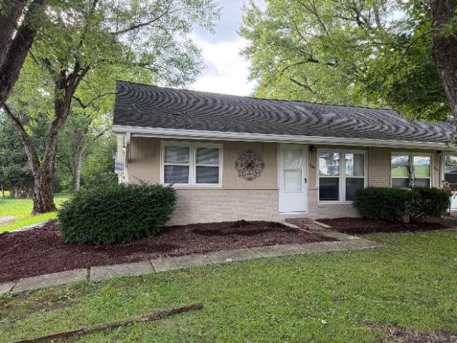 2 Br, 1 bath, Condo 505 N Ludlow Rd
