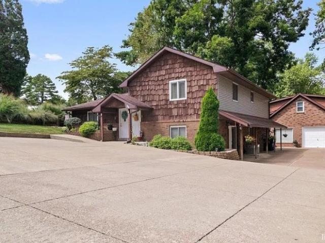 2 Br, 1 bath, Condo 506 N Adams Street
