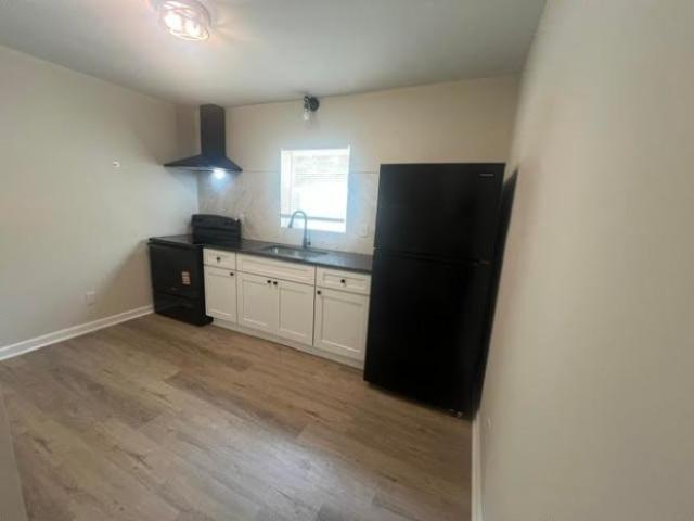 2 Br, 1 bath, Condo 506 N Line St