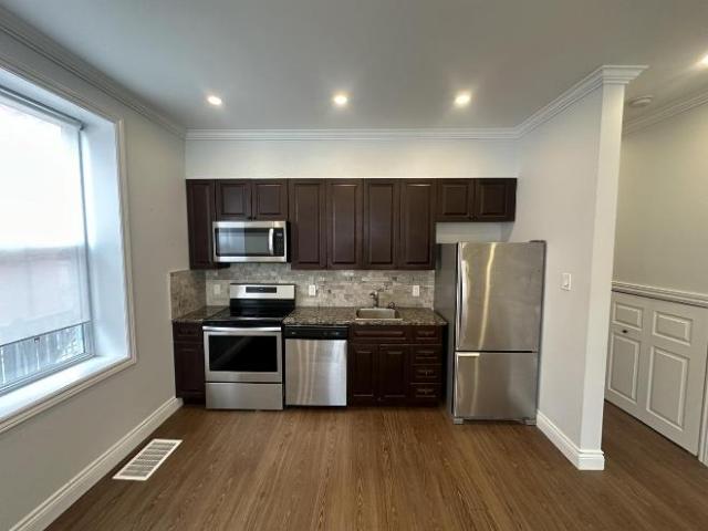 2 Br, 1 bath, Condo 50 52 Patterson Avenue1 50
