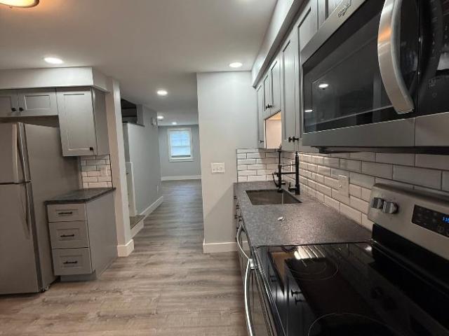2 Br, 1 bath, Condo 50 Austin Street