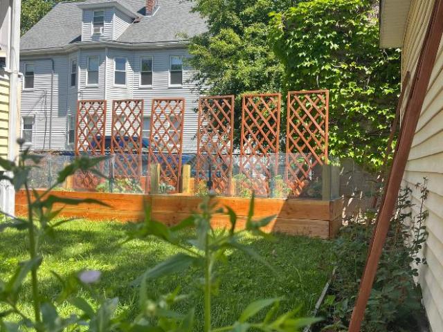 2 Br, 1 bath, Condo 50 Melendy Avenue