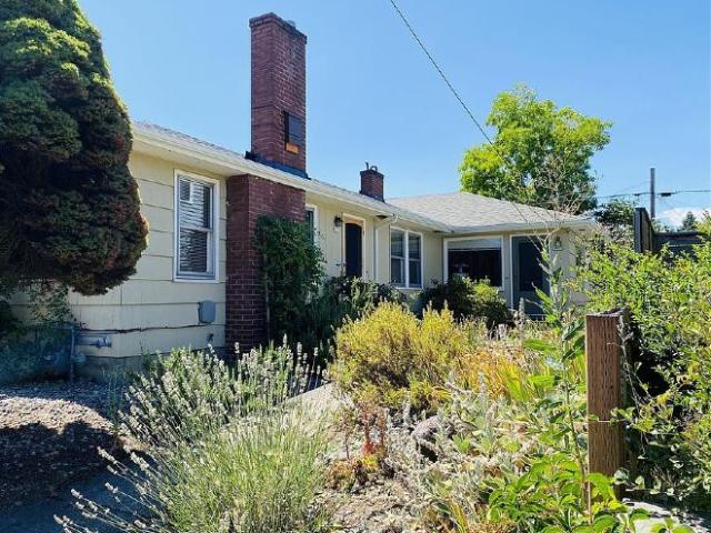 2 Br, 1 bath, Condo 5111 NE 33rd Avenue