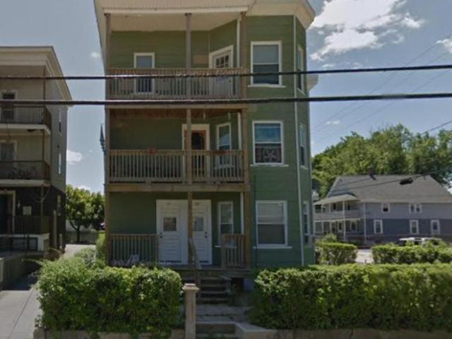 2 Br, 1 bath, Condo 511 Elm Street